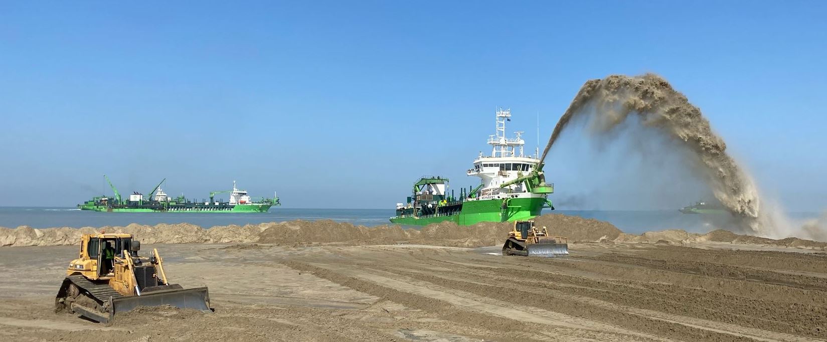 DEME finalizes the largest dredging job in its history - Abu Qir Port ...