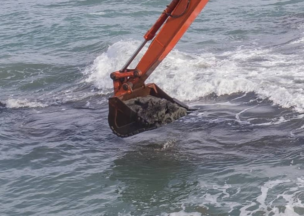 Port Hacking dredging campaign finally kicks off - Dredging Today