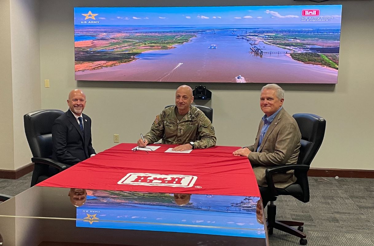 USACE Commanding General signs Chief’s Report VIDEO - Dredging Today