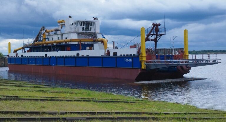 HollandMT Delivers Spud Design for Backhoe Dredger - Dredging Today