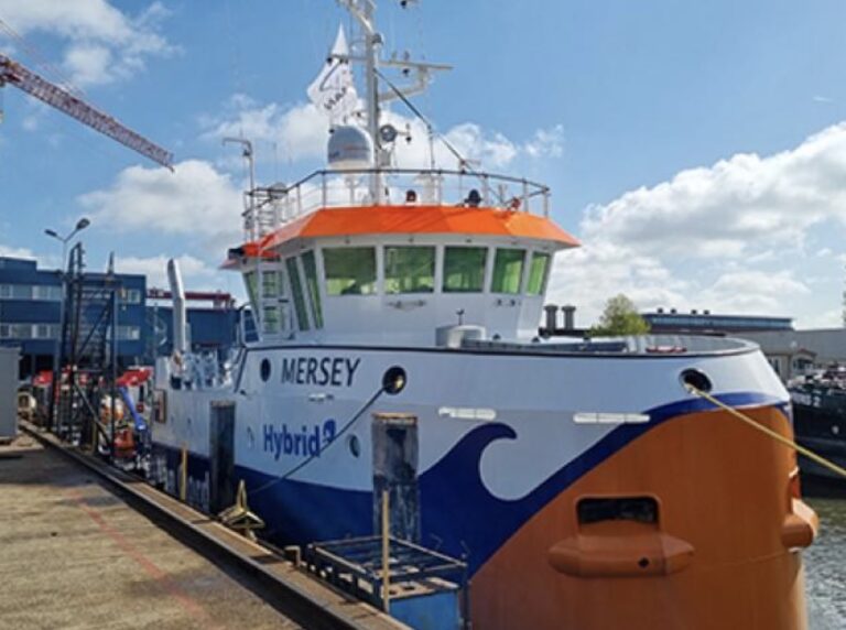 Water injection dredger MERSEY to work in Woolwich Reach - Dredging Today