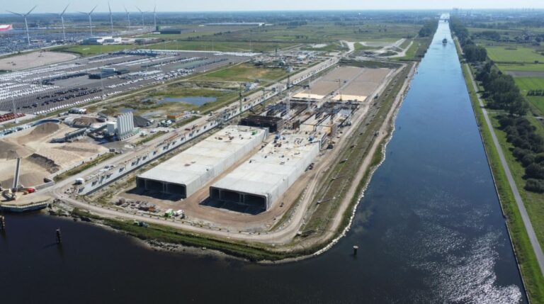 DEME makes great progress at Scheldetunnel - Dredging Today