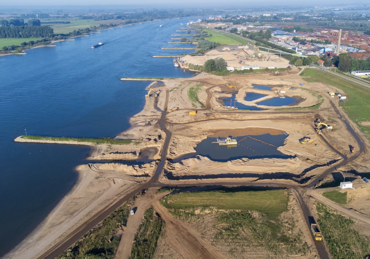 Boskalis completes dredging works for the new inland harbor at Spijk ...
