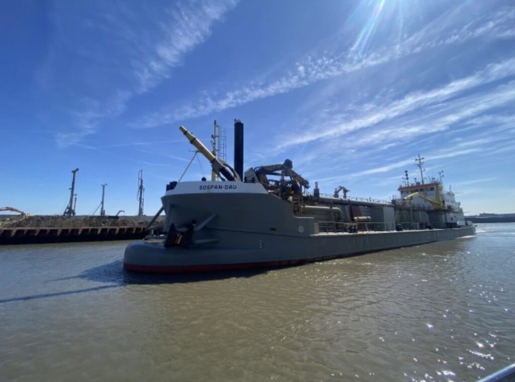 Dredger Sospan Dau kicks off capital dredging in Lowestoft - Dredging Today