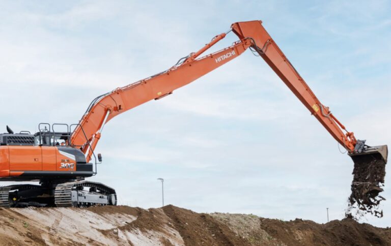 Spotlight on the new Zaxis-7 SLF excavator - Dredging Today