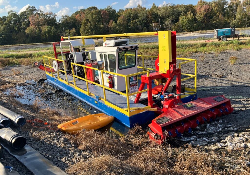 Mud Cat 115D dredger busy in Louisiana - Dredging Today