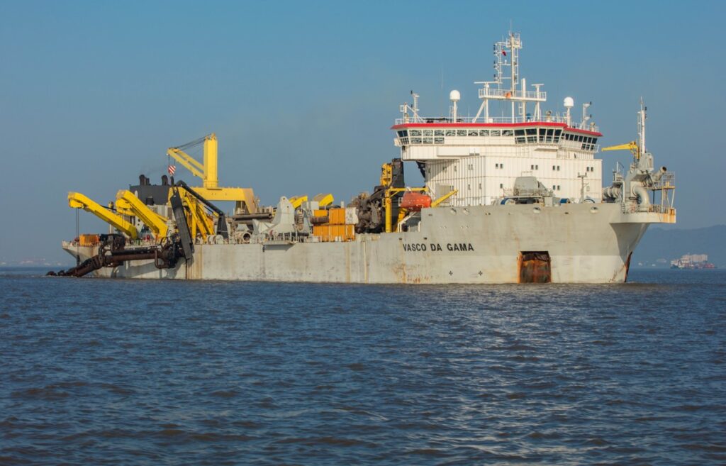BREAKING NEWS: DEME, Jan De Nul JV signs LOA for Vadhavan dredging ...