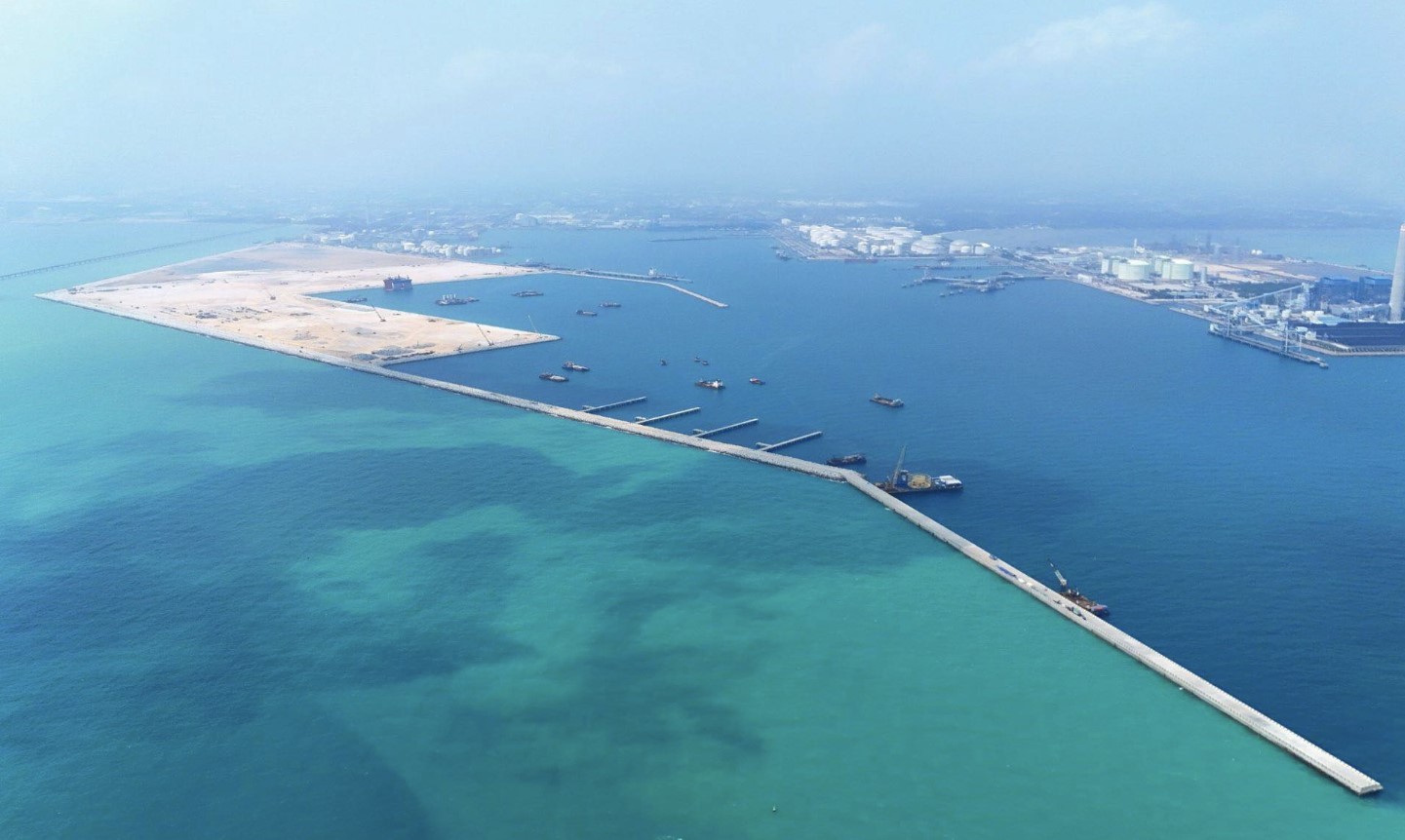 Land reclamation completed for the Map Ta Phut development project ...