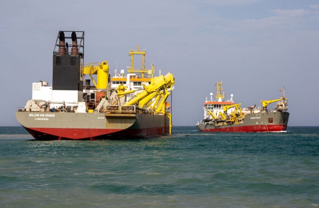Boskalis' TSHD Coastway leaves SOHAR Port and Freezone - Dredging Today