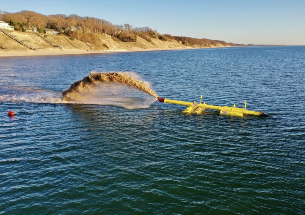 Muskegon Harbor dredging about to begin - Dredging Today