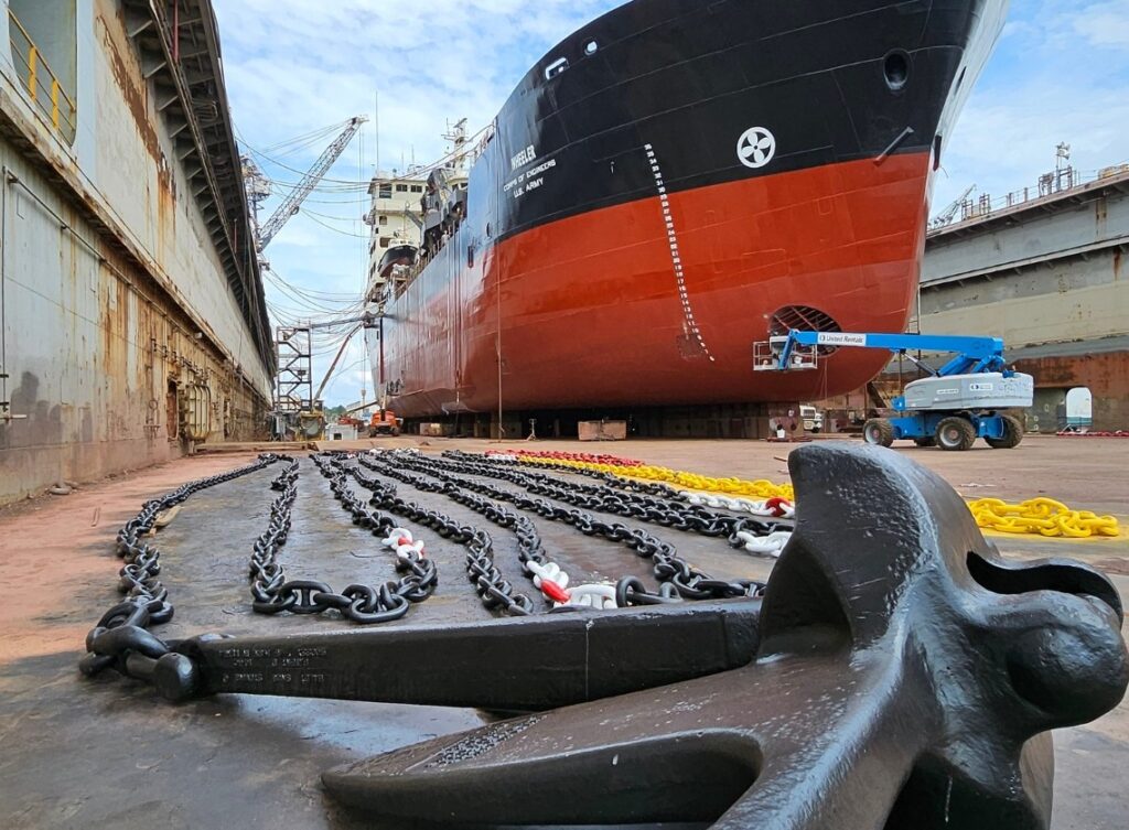 Photo of the day: Hopper dredger Wheeler in drydock at Alabama Shipyard ...