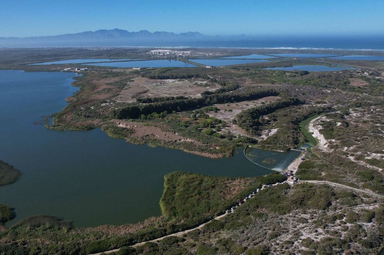 Cape Town Zeekoevlei Dredging Program Reaches Major Milestone Cape Town Zeekoevlei Dredging Program Reaches Major Milestone