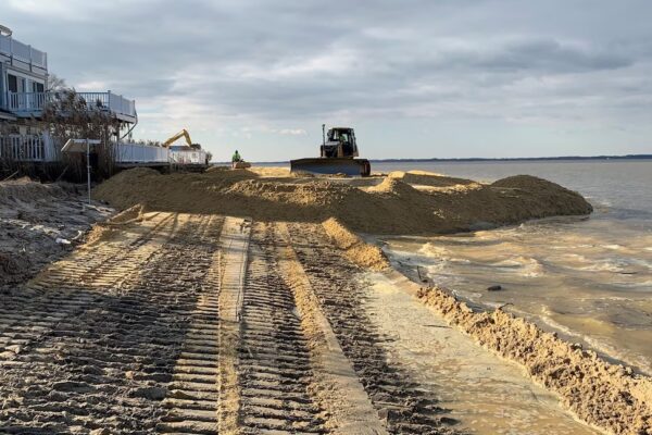 BREAKING NEWS: Van Oord christens new water injection dredger Thor ...